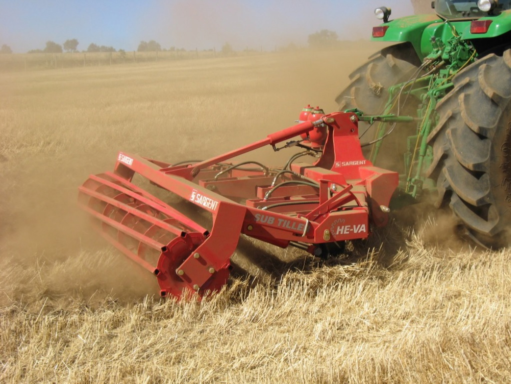 Arado subsolador FORCE 5 HY RT – Sargent Agrícola
